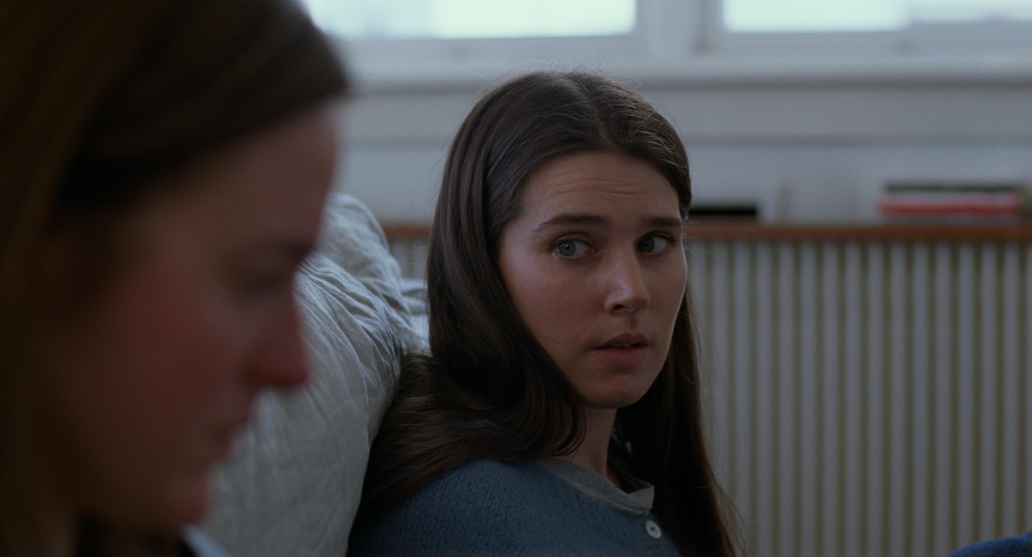 Sentimental Value Review | The Movie State